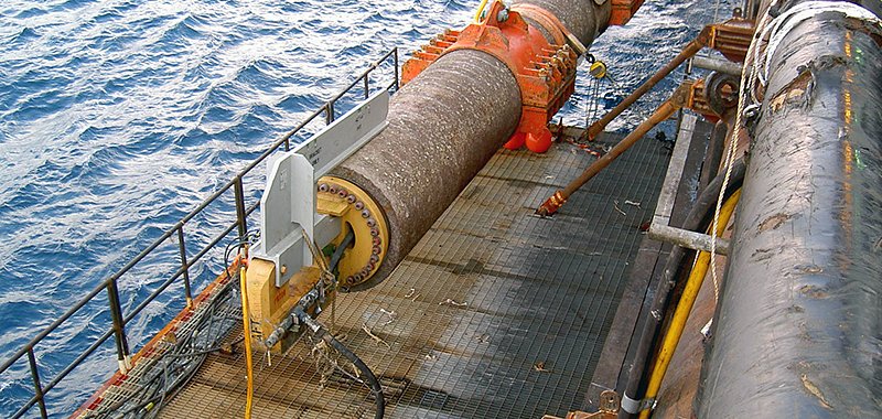 Pipe Retrieval Tool For Subsea Pipeline Laydown or Recovery